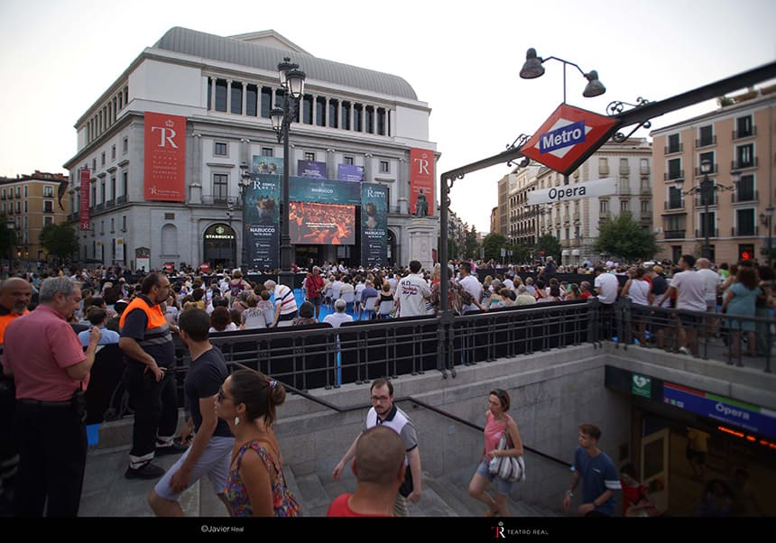 La Semana de la Ópera 2024 late en el corazón del Teatro Real de Madrid ...